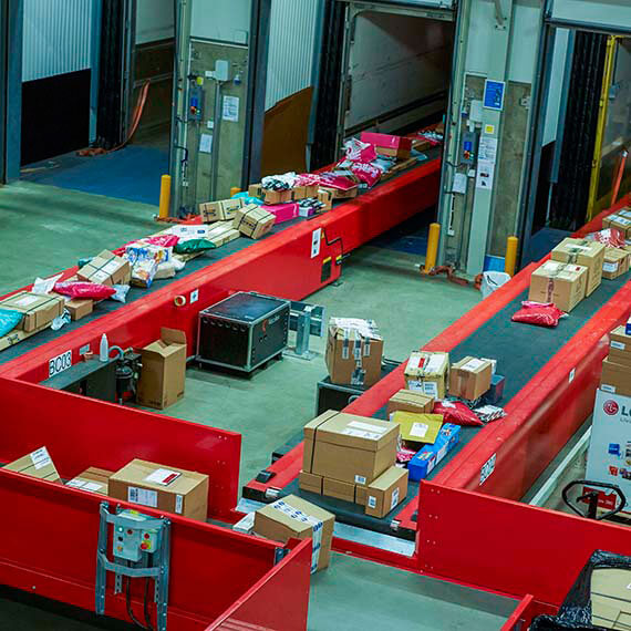 Goods Receiving – Solutions for E-Commerce | BEUMER Group