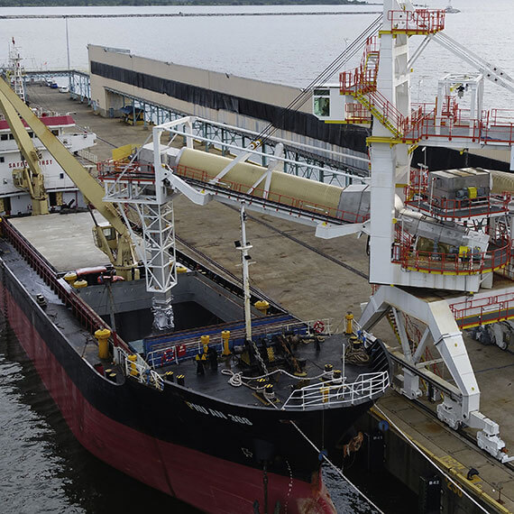 Equipment & Solutions for Ports and Terminals | BEUMER Group