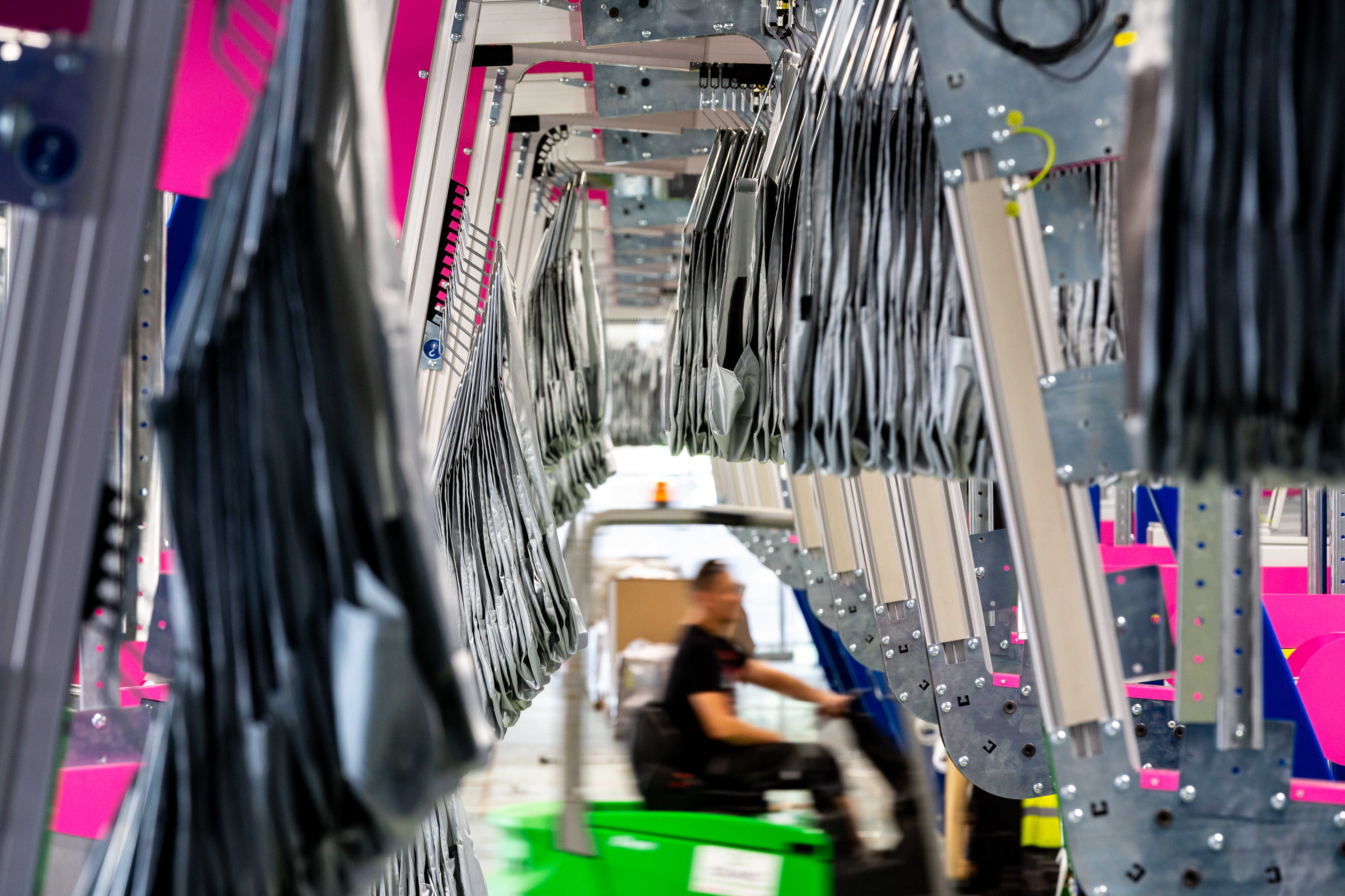 Calzedonia Group relies on BG Pouch System from BEUMER Group