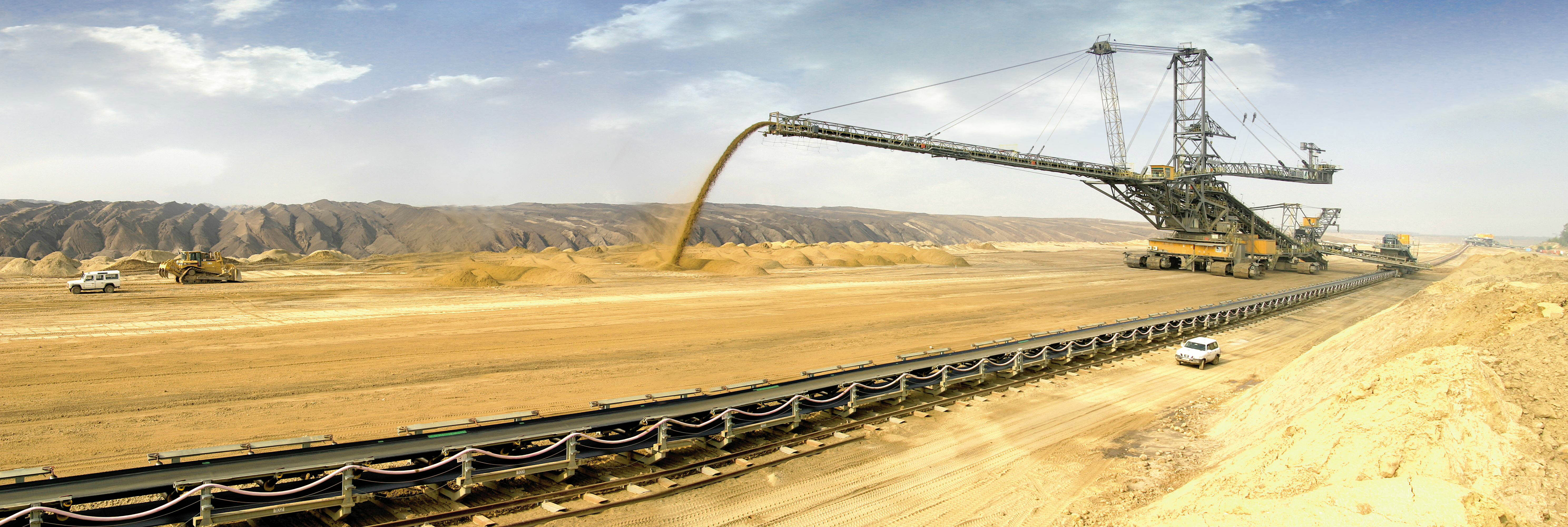 Optimising Investment in Open-Pit Mines and Quarries