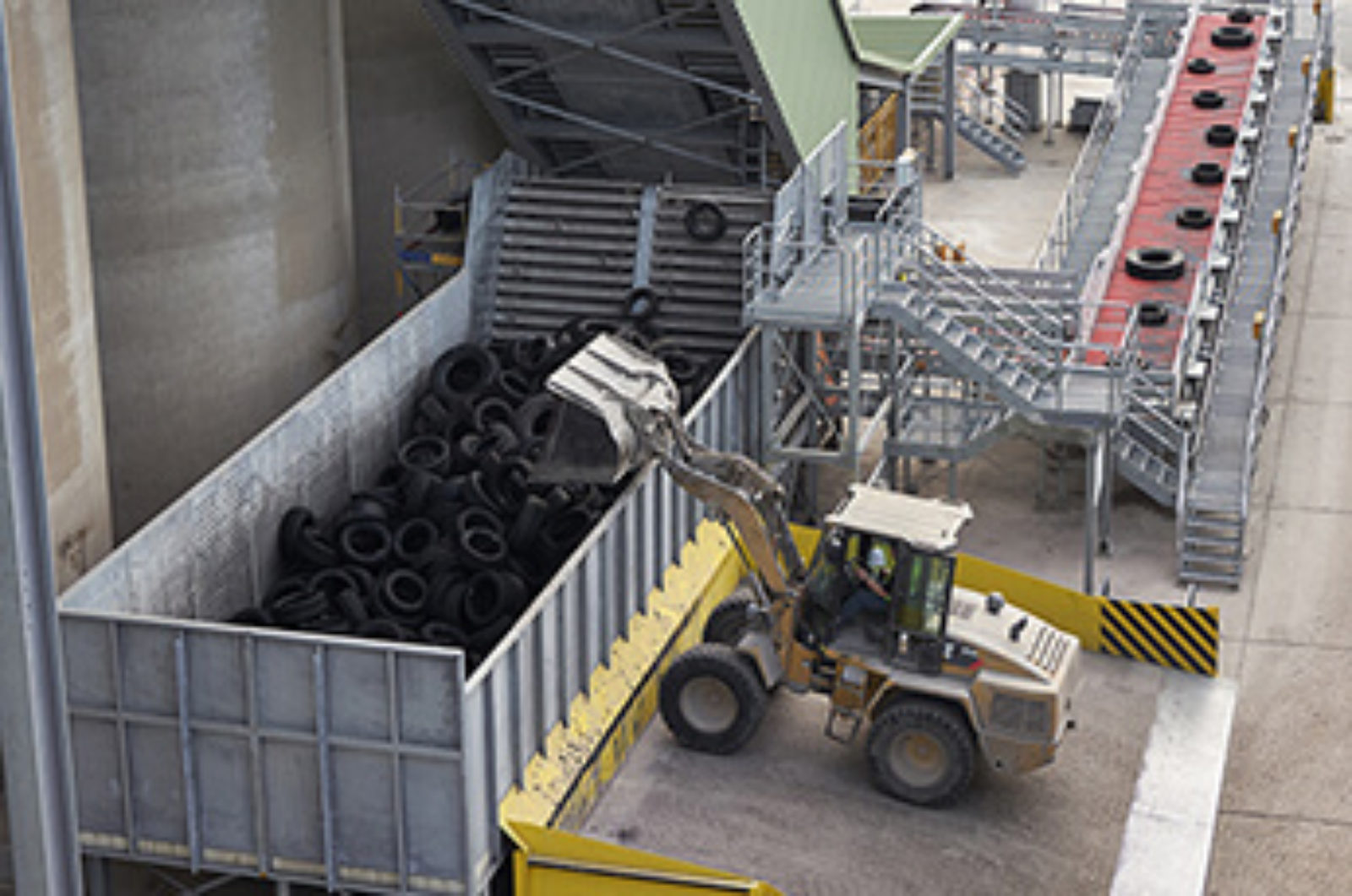 Processing and Conveyor Systems for Alternative Fuels (AFR) - Beumer