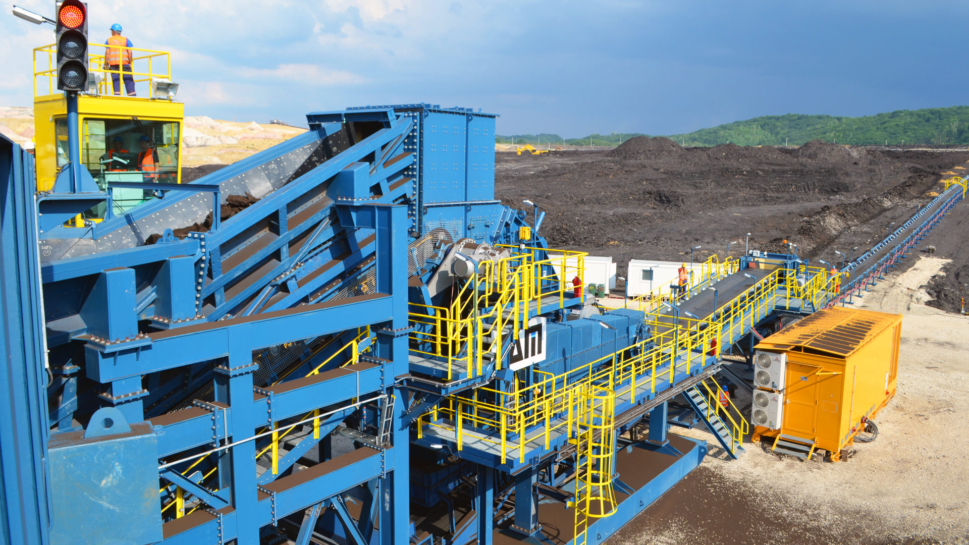 Material Handling Solutions for Power Plants | BEUMER Group