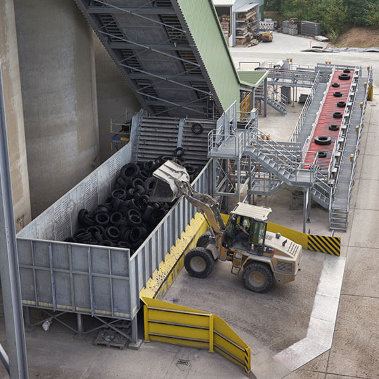 Alternative Fuels for Re-Use in Cement Plants - BEUMER Group