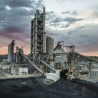 Ship Loaders for Bulk Material Handling | BEUMER & FAM