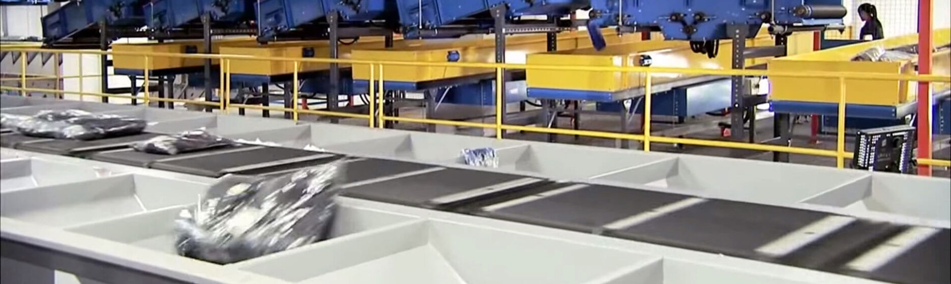 Energy-efficient and flexible sortation at NIKE - BEUMER Group