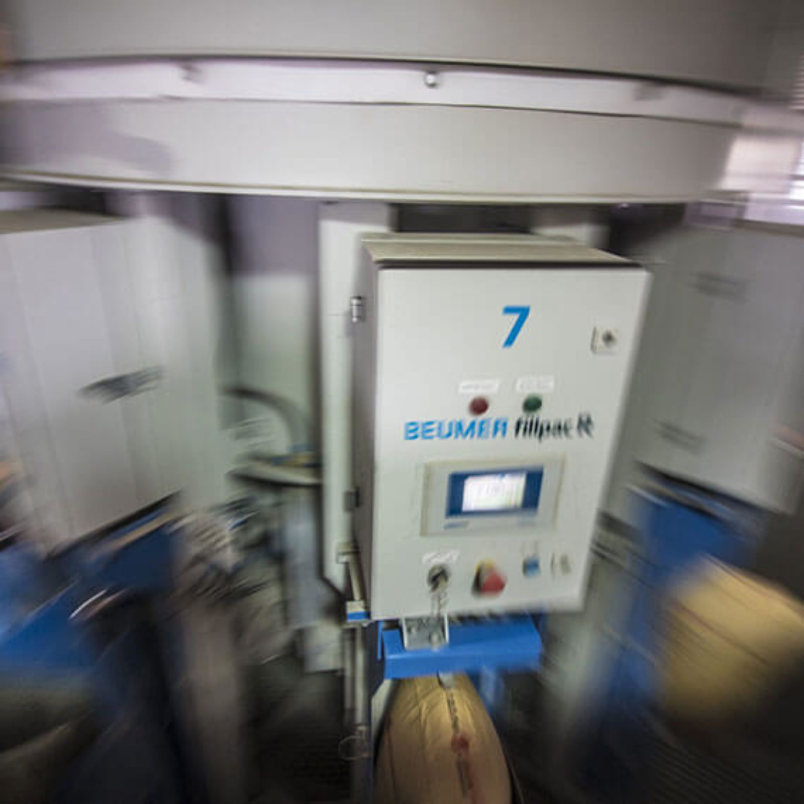 Third packaging line for Ohorongo Cement - BEUMER Group