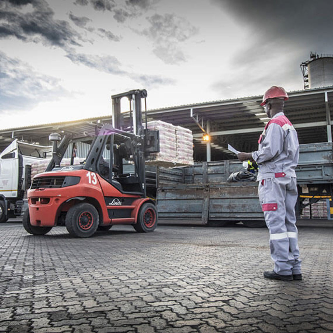 Third packaging line for Ohorongo Cement - BEUMER Group