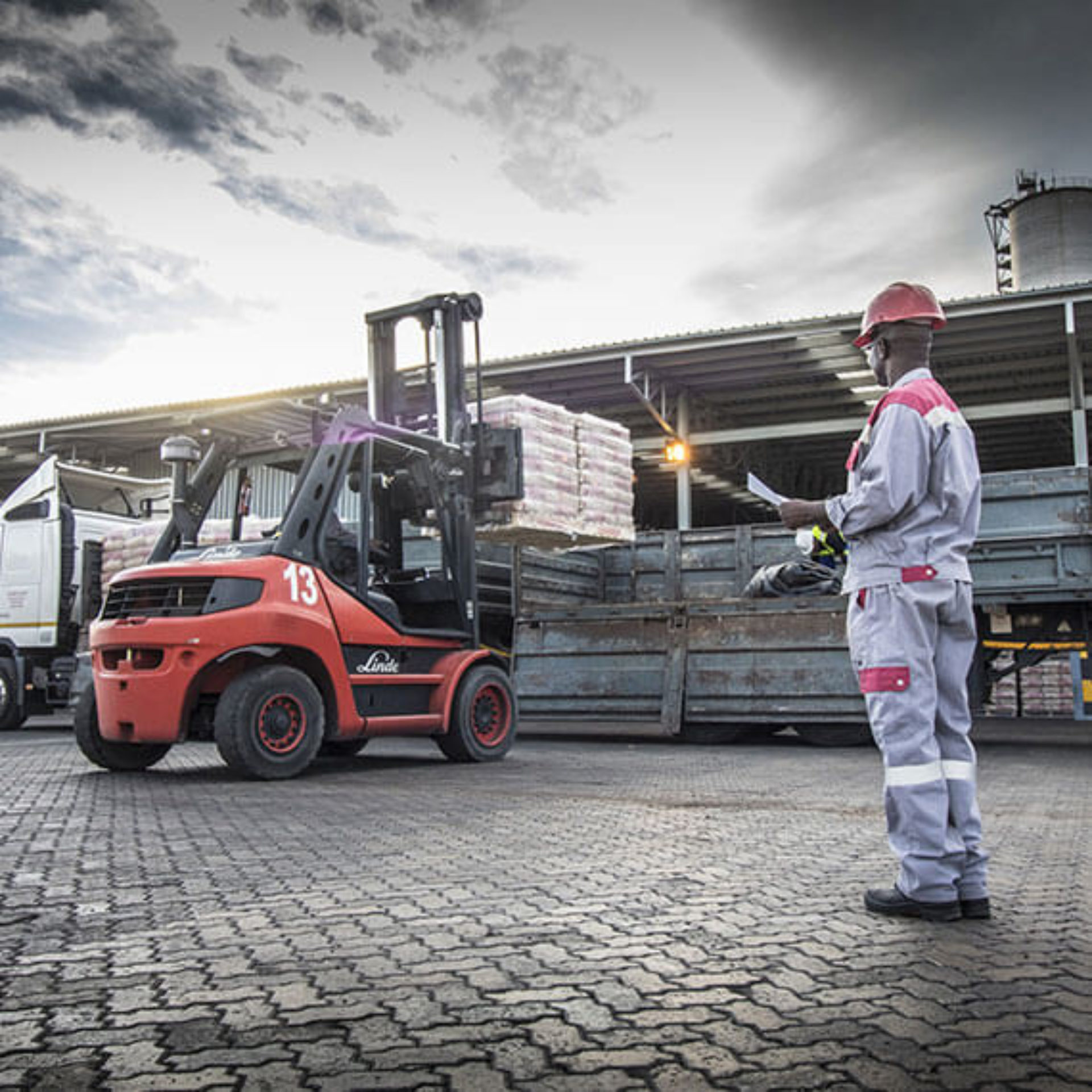 Third packaging line for Ohorongo Cement - BEUMER Group