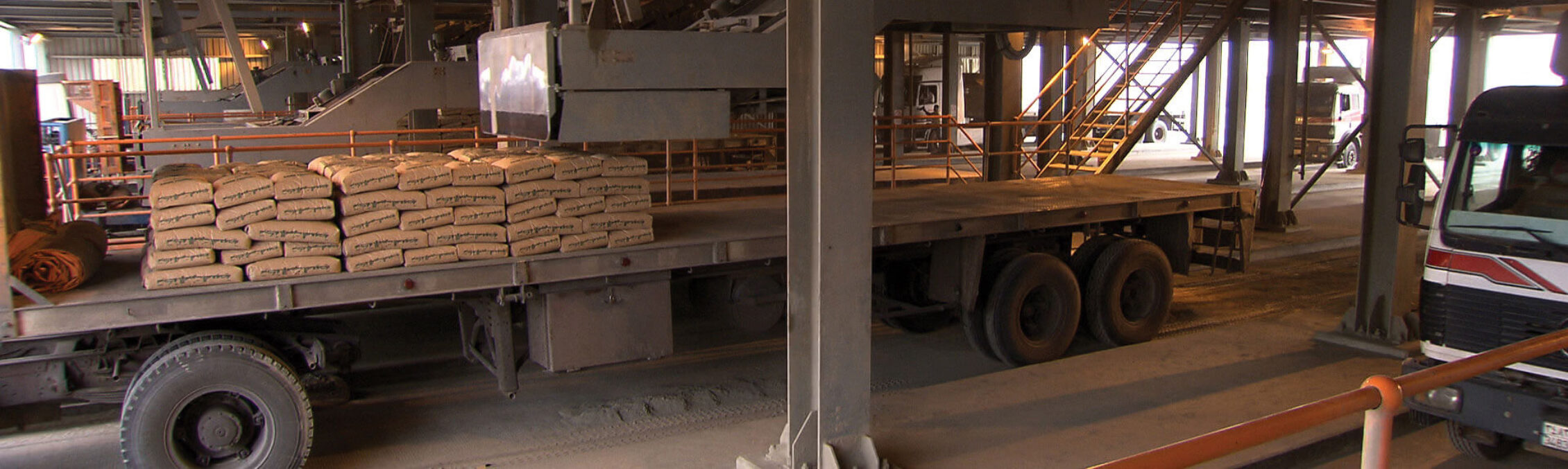 Automated Loading & Palletising – BEUMER autopac®