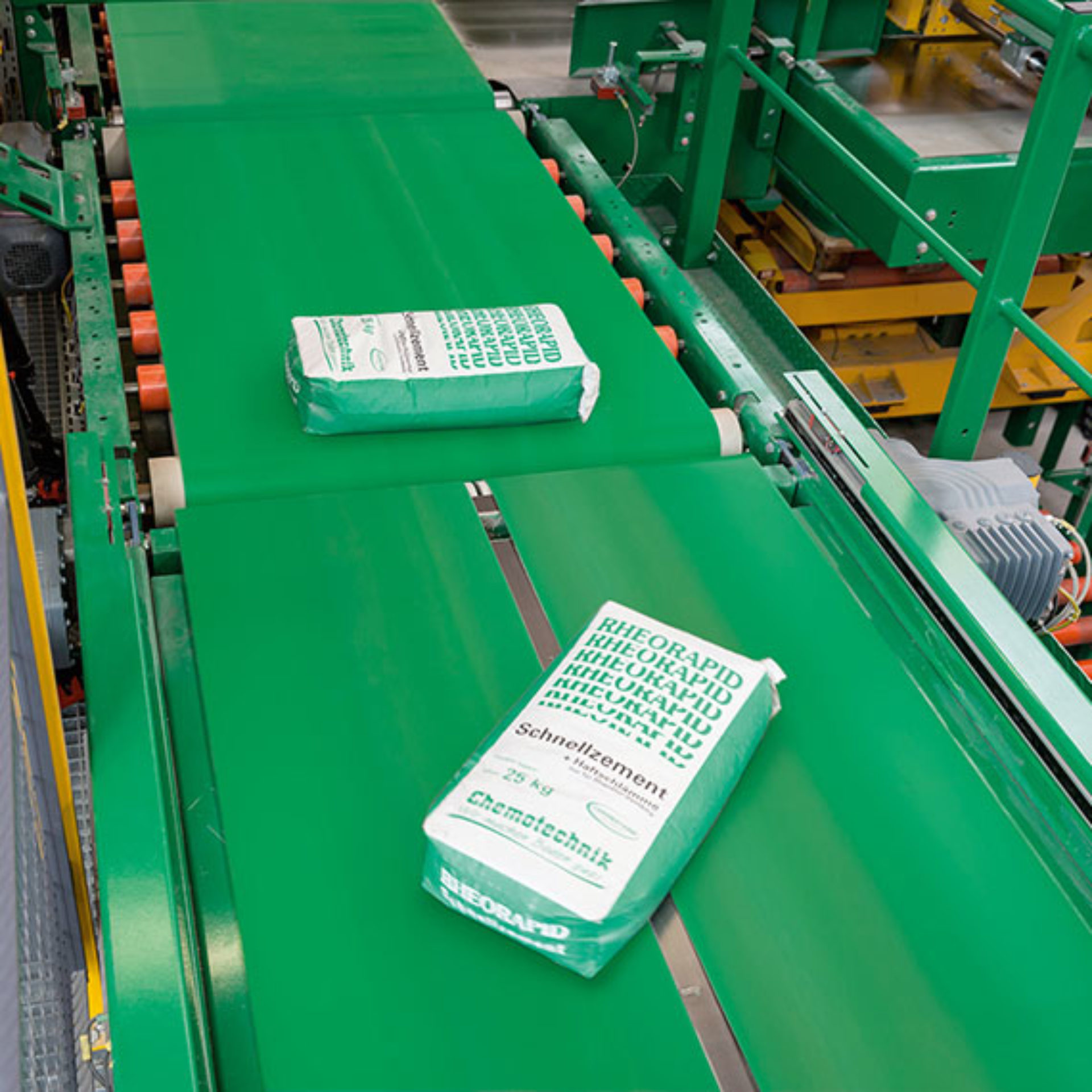 Palletisers – BEUMER paletpac® | BEUMER Group