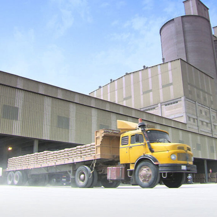 Train Loading Systems for Materials Handling | BEUMER Group