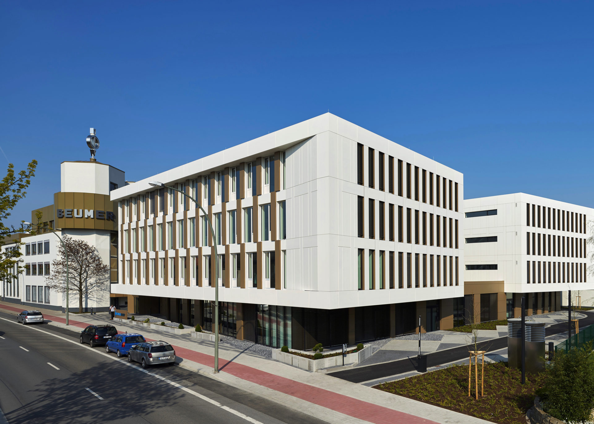 Maschinenbau für Firmen mit intralogistischen Herausforderungen