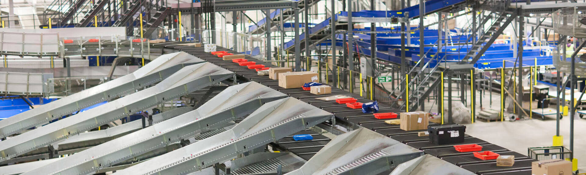 Higher capacity with fewer trucks at UK Mail - BEUMER Group