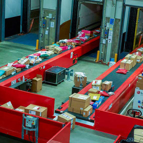 Retail Logistics Solutions | BEUMER Group