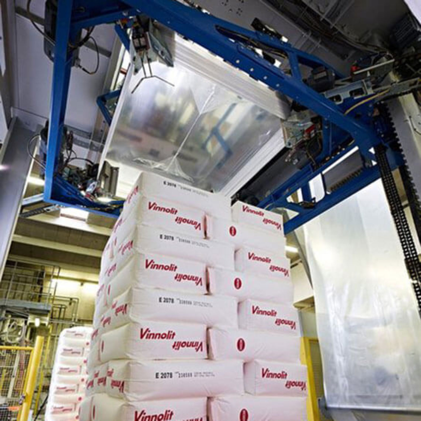 Packaging technology for Vinnolit - BEUMER Group