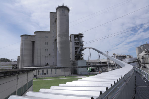 Reliable transport in U-shape - BEUMER Group