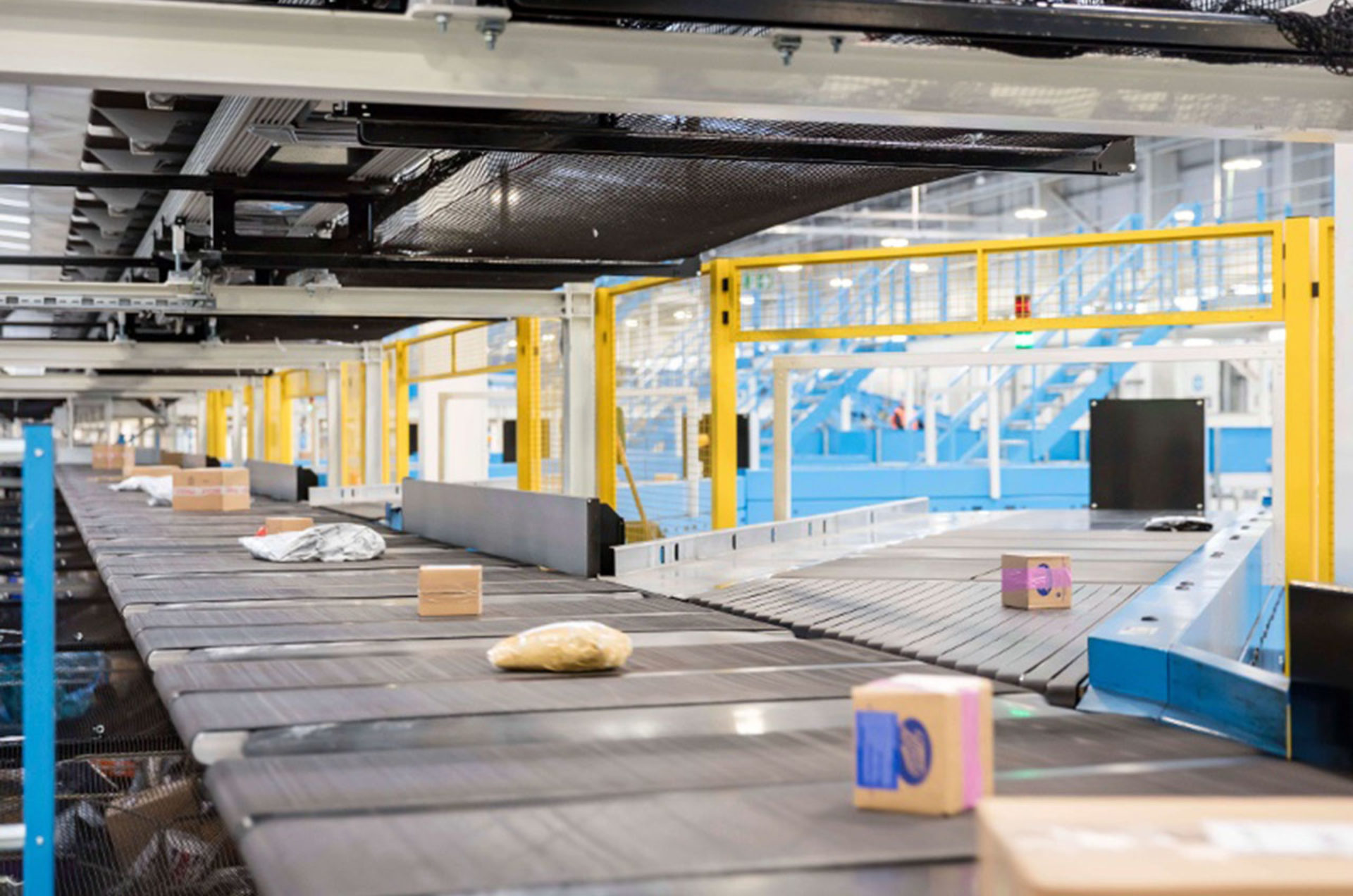 5 ways to protect revenue in parcel distribution - BEUMER Group