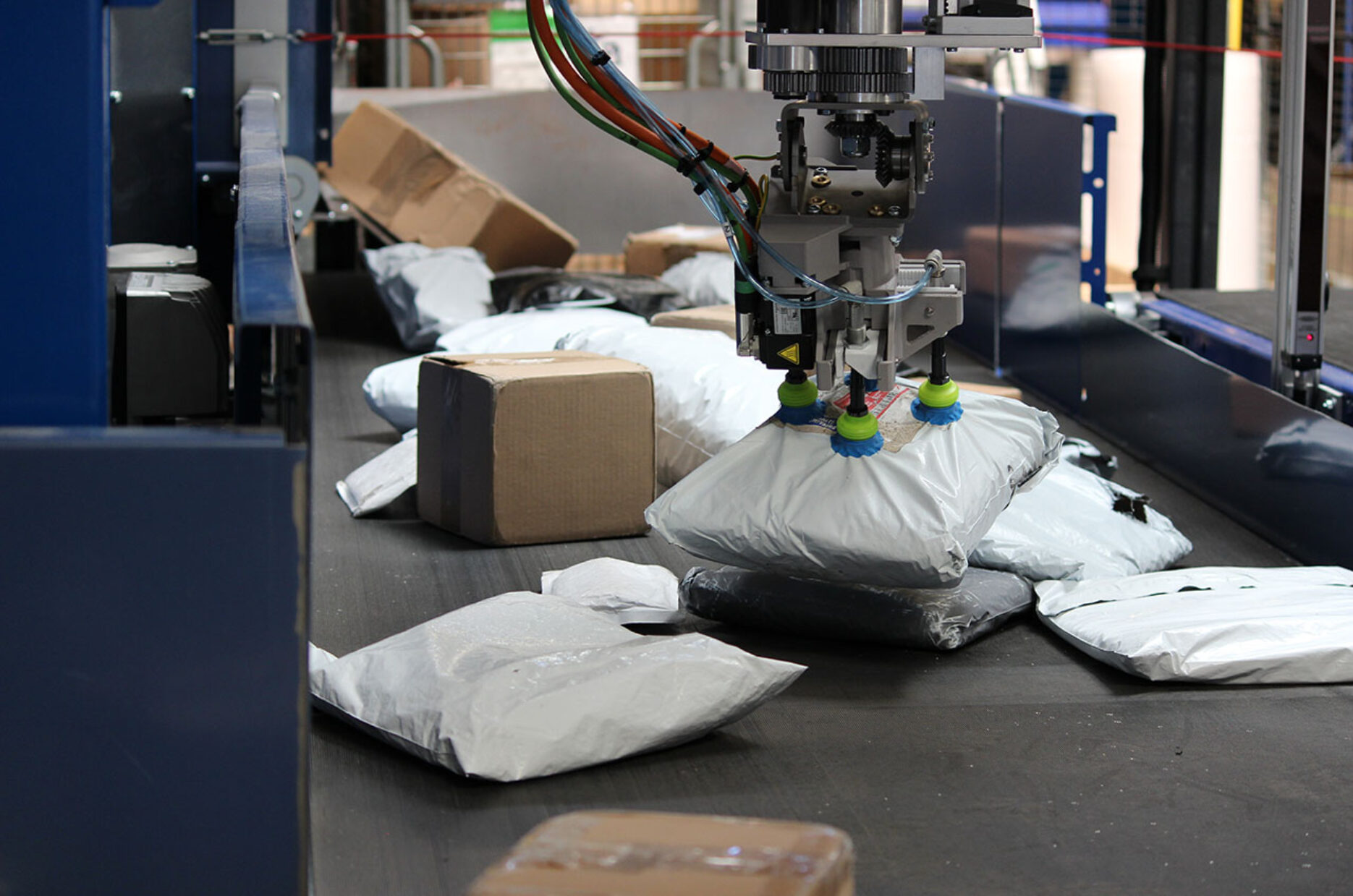 3 Essential Logistics Robots You Need to Know About