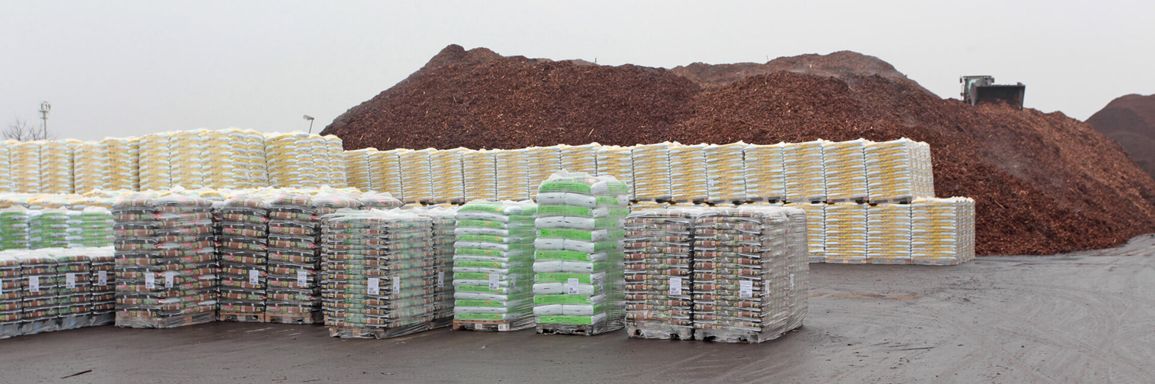 Packaging consumer goods for safe transport - BEUMER Group