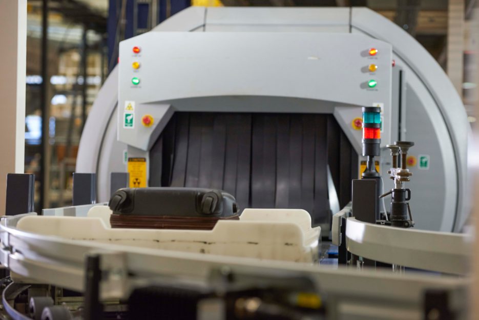 Baggage Screening at Airports: Integrated Screening with ICS