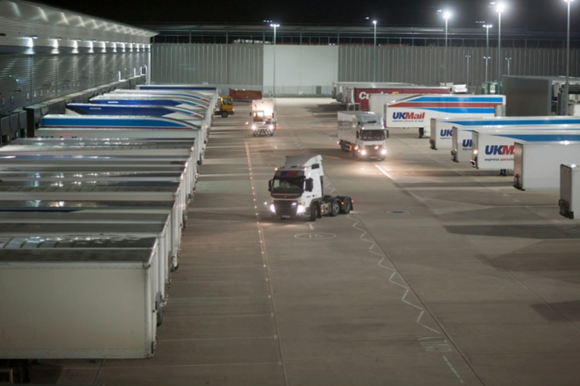 How to improve visibility to optimise CEP operations - BEUMER Group