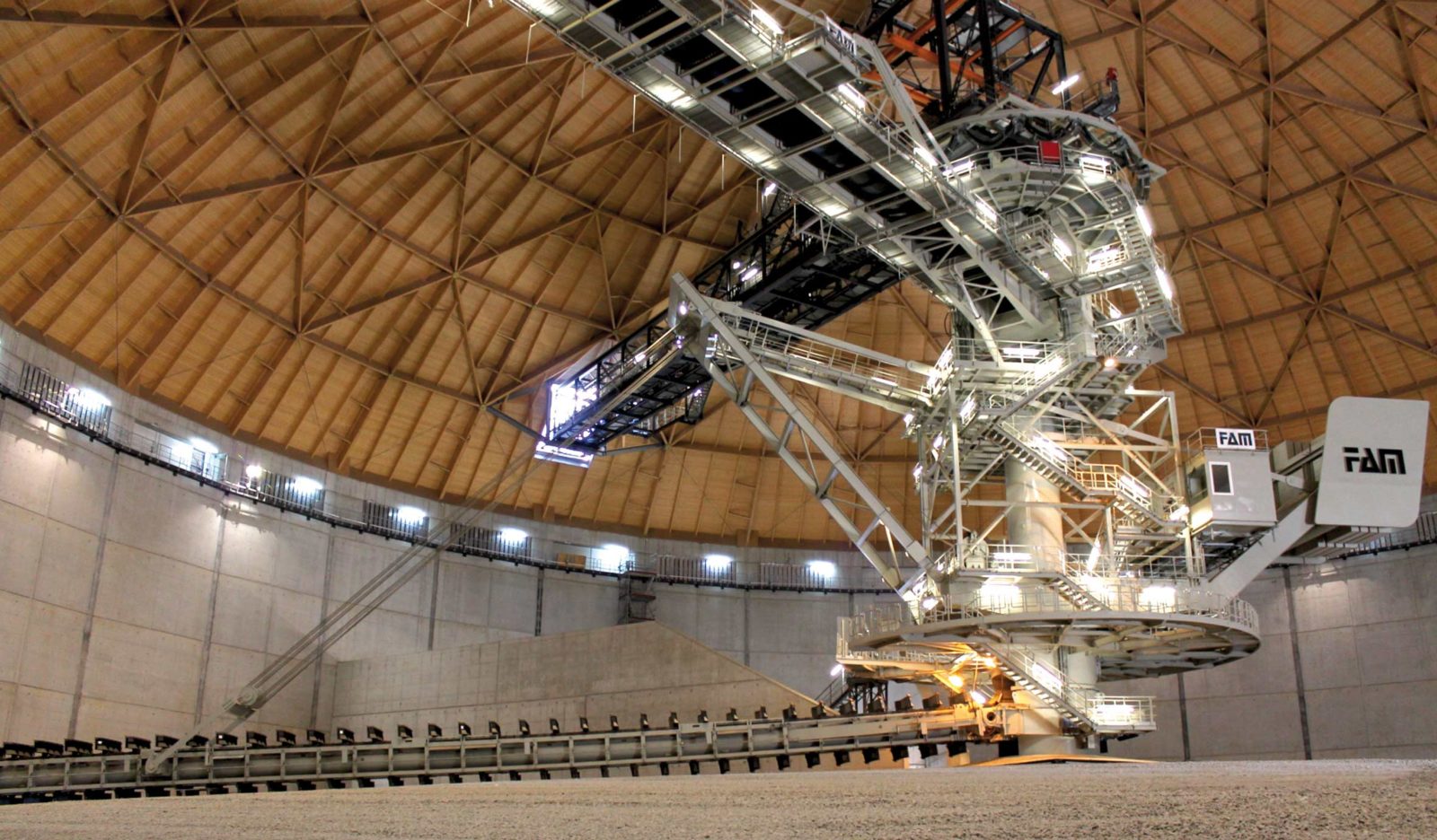 FAM Circular Stacker-Reclaimers | BEUMER Group