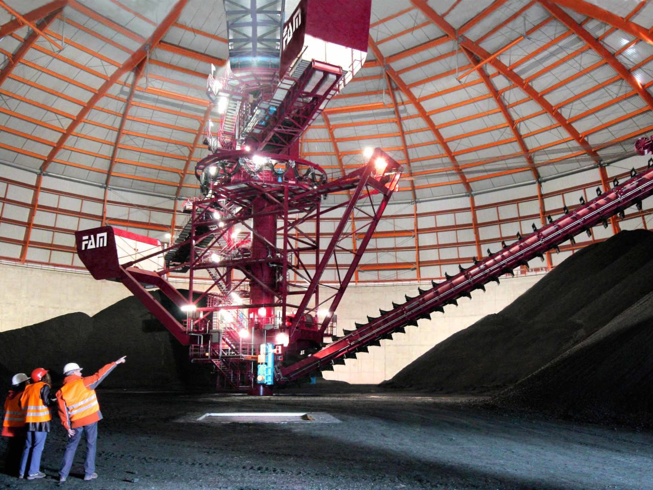 FAM Circular Stacker-Reclaimers | BEUMER Group