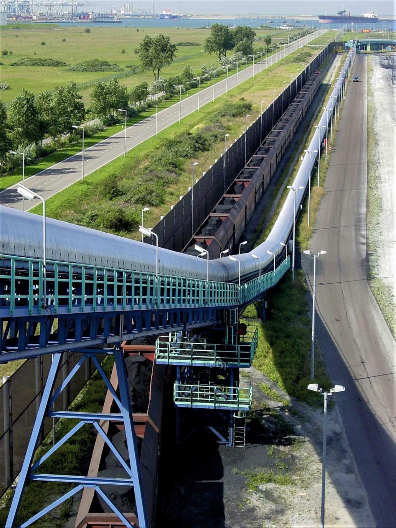 Smart Wagon Loading Systems - BEUMER Group