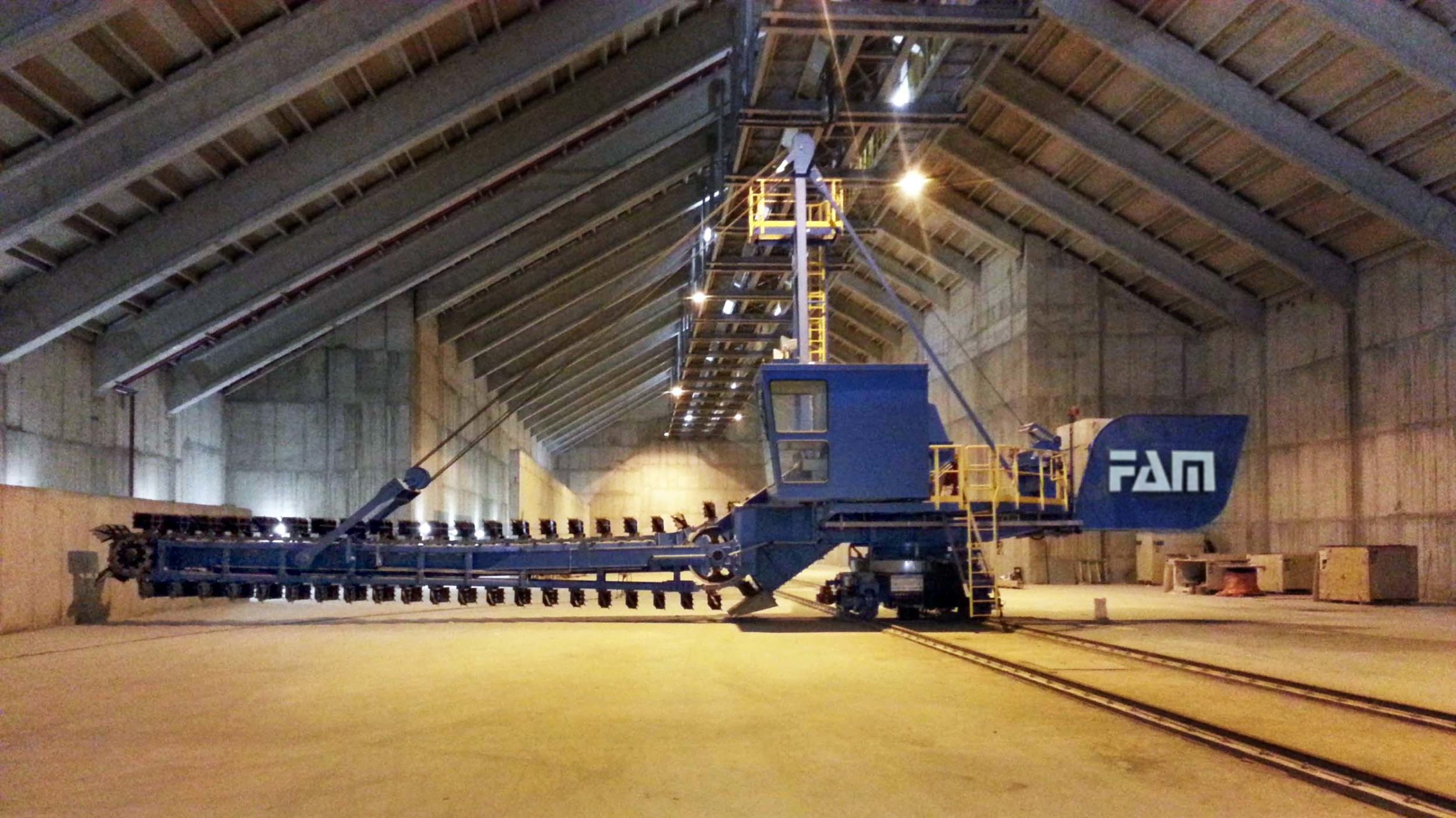 Slewing Scrapers - BEUMER Group