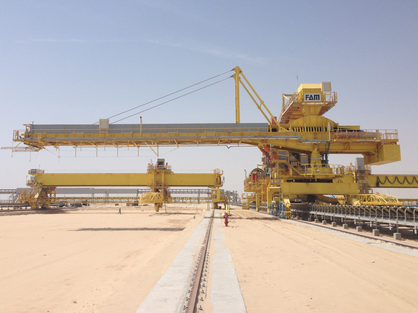 FAM Stackers for Bulk Material Handling | BEUMER Group