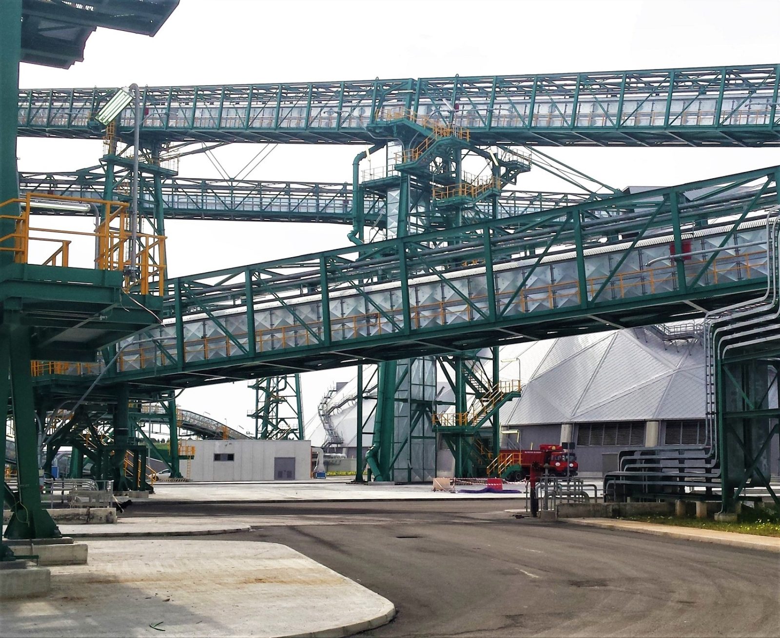 Intelligent Material Handling - BEUMER Group