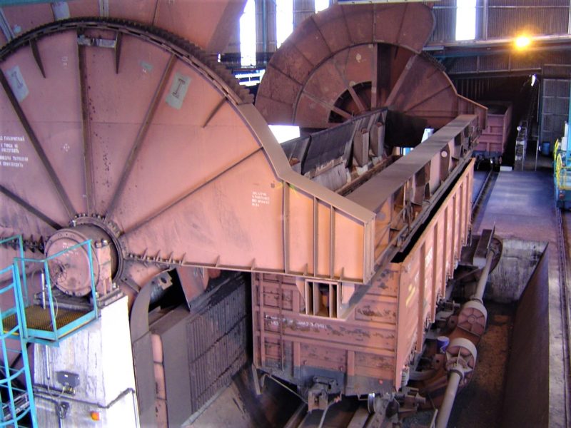 Smart Wagon Unloading Systems - BEUMER Group