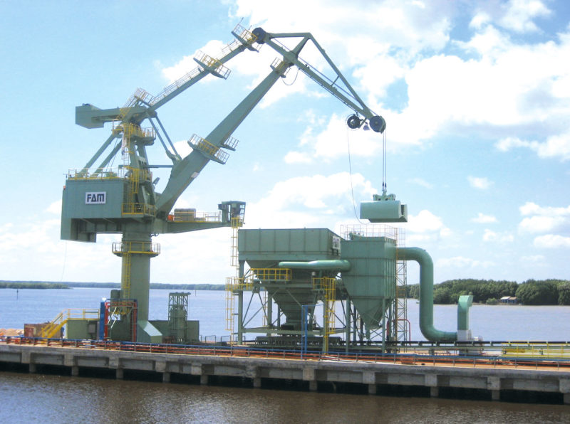 FAM Ship Unloaders for Bulk Terminals | BEUMER Group