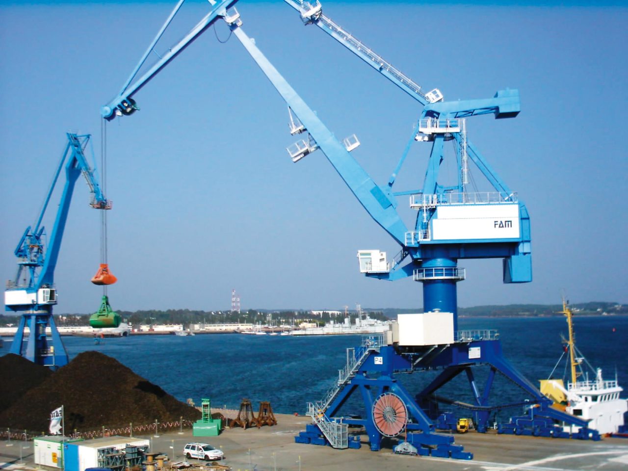 FAM Ship Unloaders for Bulk Terminals | BEUMER Group