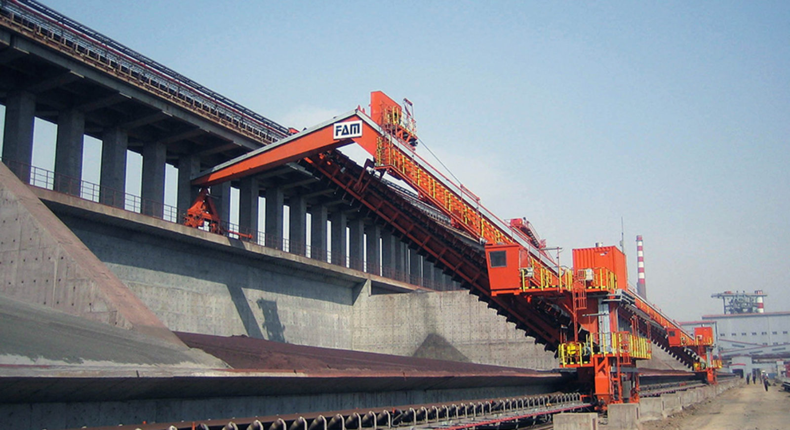 FAM Semi-Portal Scrapers | BEUMER Group