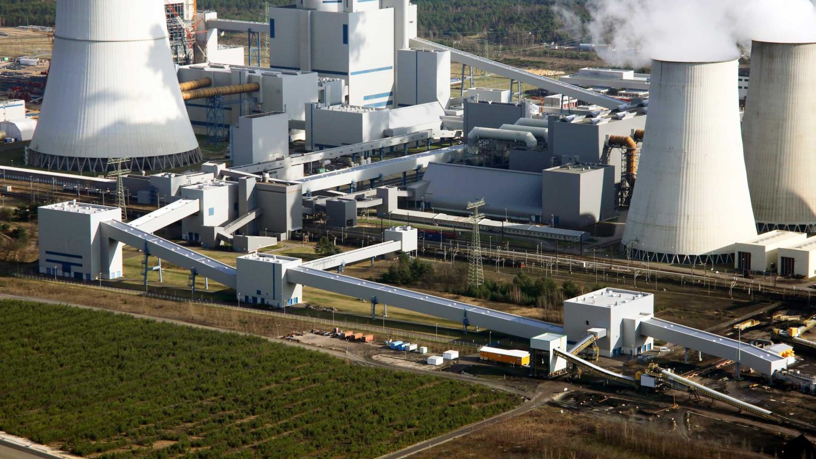 Industries - FAM - Member of BEUMER Group