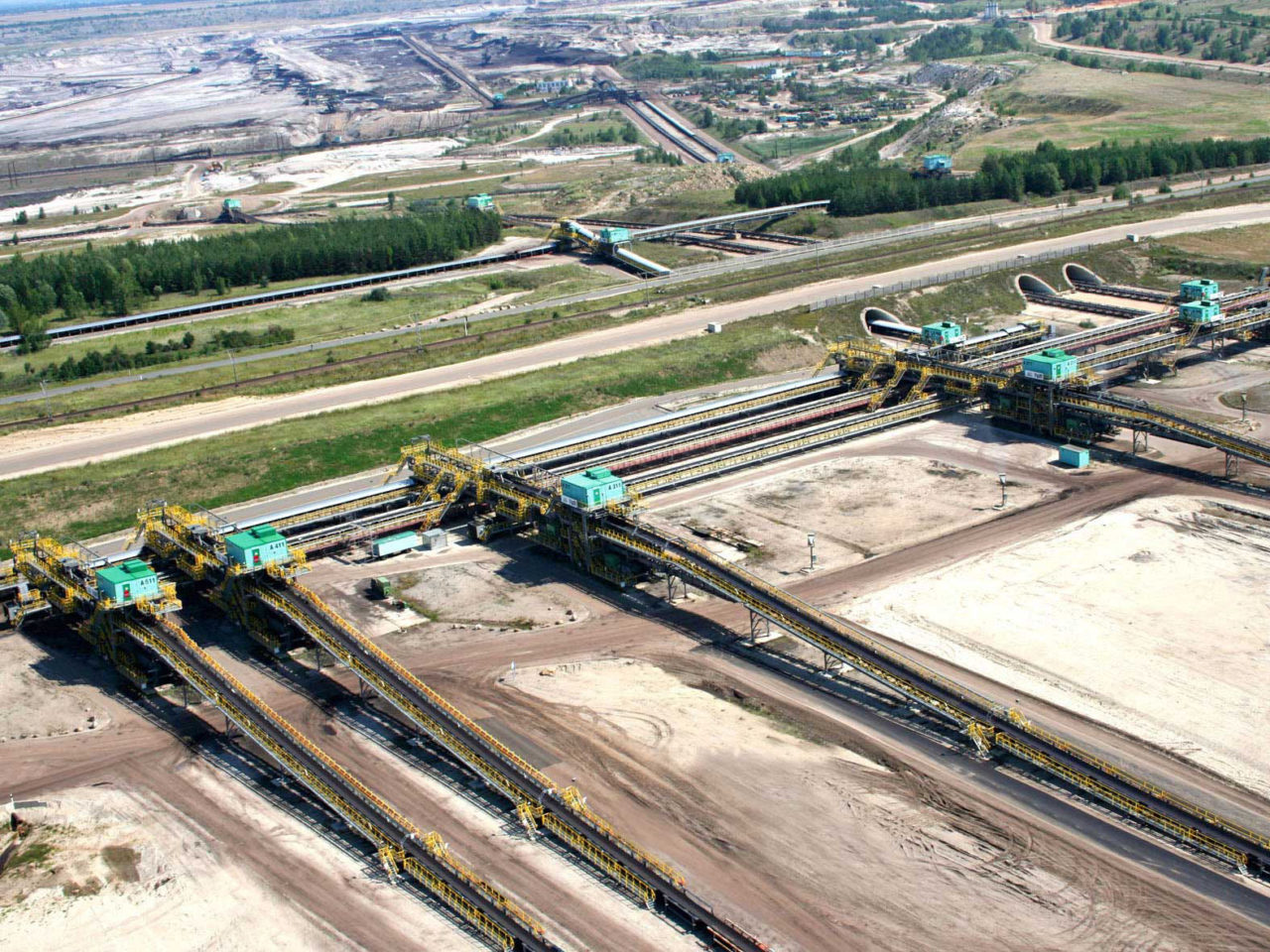 Mass Distributors for Mining | BEUMER Group