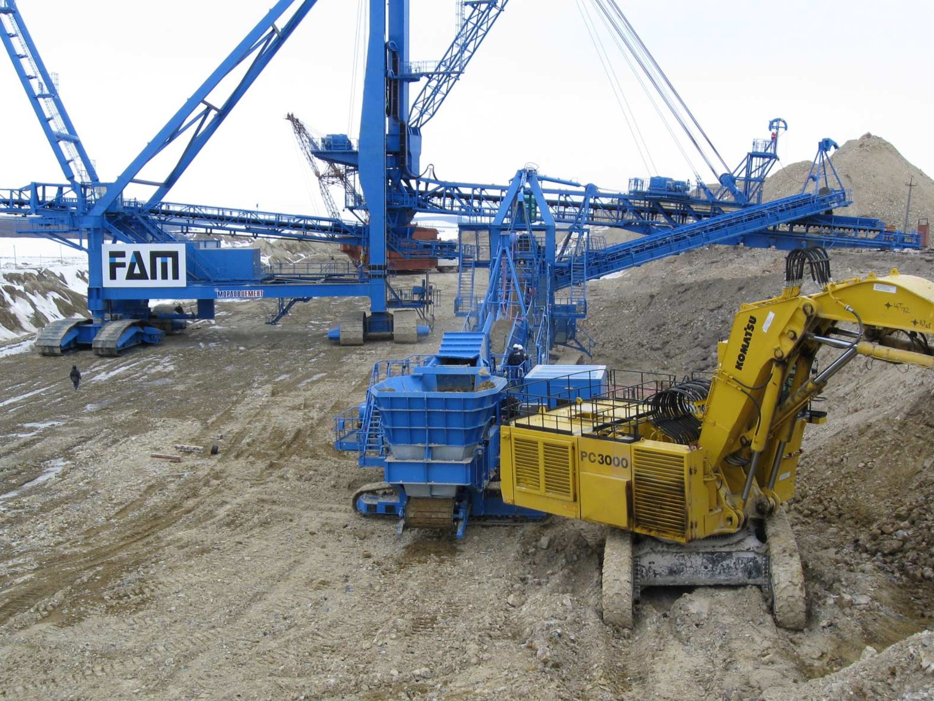 In-Pit Crushing Systems - BEUMER Group