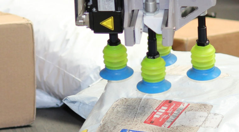 3 must-have robotic technologies in today’s parcel distribution ...