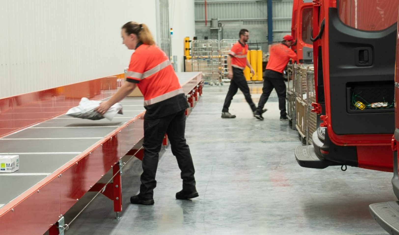 Courier, Express & Parcel Knowledge Hub - BEUMER Group