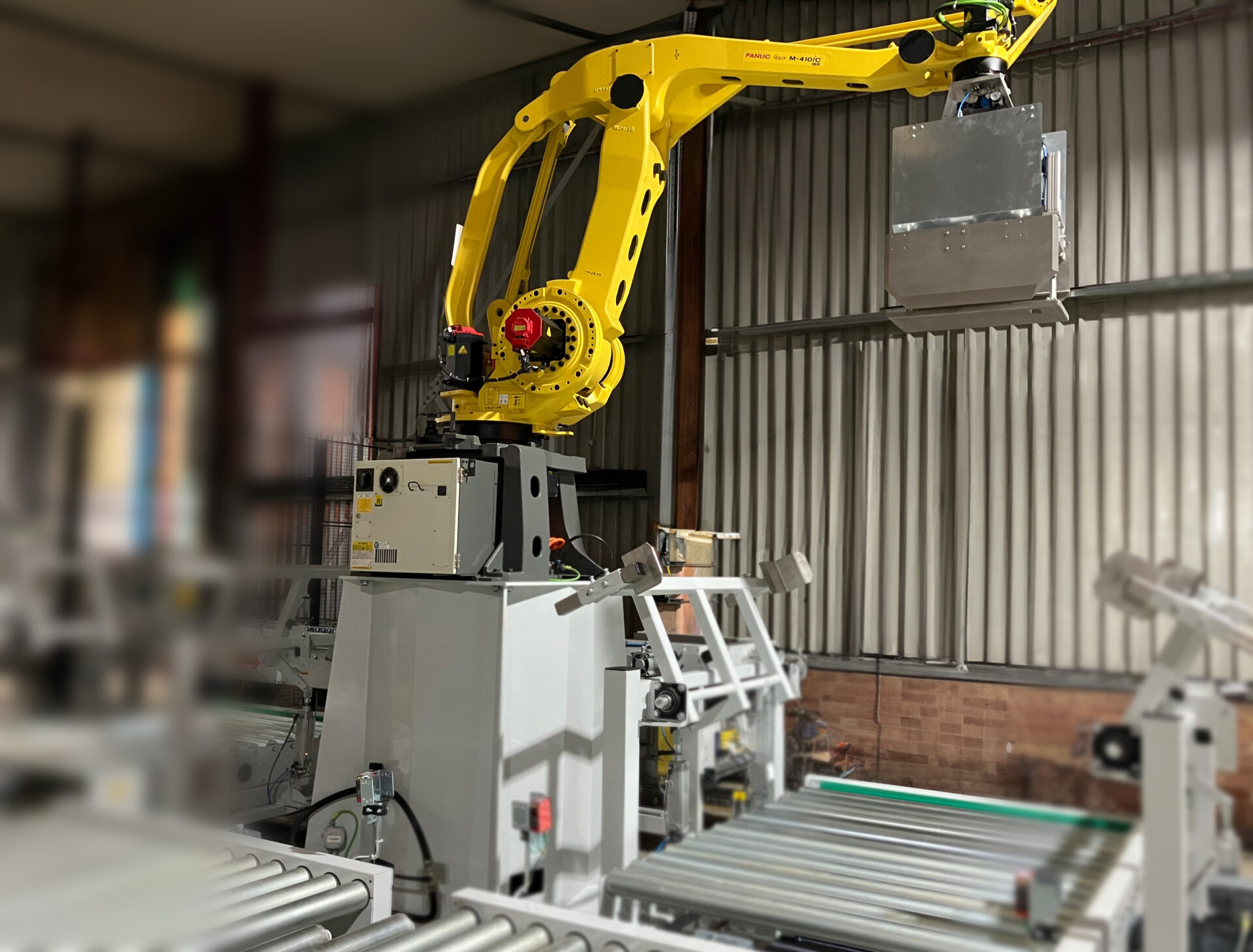Synthetic rubber bale handling - BEUMER Group