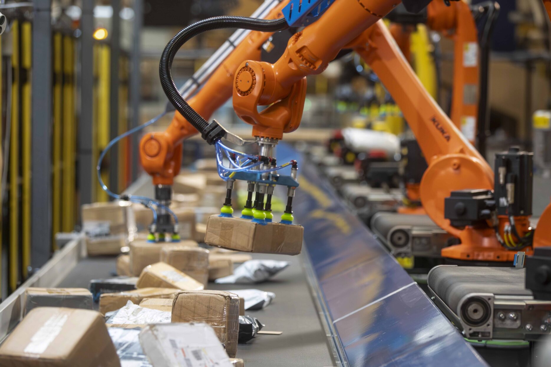 BEUMER Group | How expertly integrated robots can optimally enhance a ...